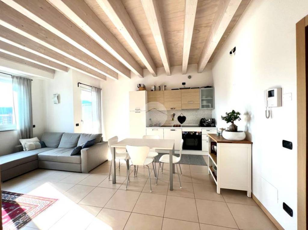 Appartamento in vendita a Brescia via Triumplina, 177