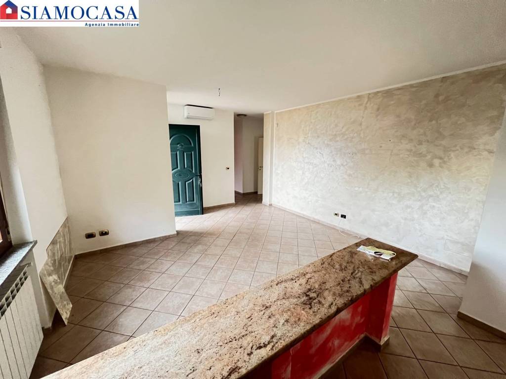 Appartamento in vendita ad Alessandria via Tortona, 85m