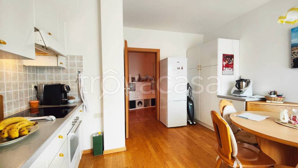 Appartamento in vendita a Merano via Camillo Benso di Cavour