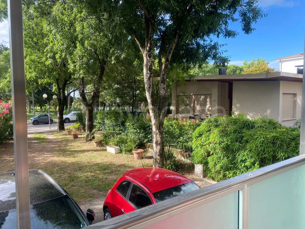Intero Stabile in vendita a Grado viale Argine dei Moreri, 33