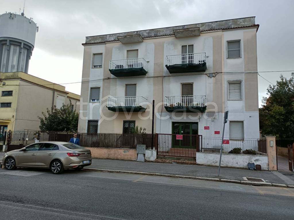 Appartamento in vendita a Latina via Aspromonte, 24