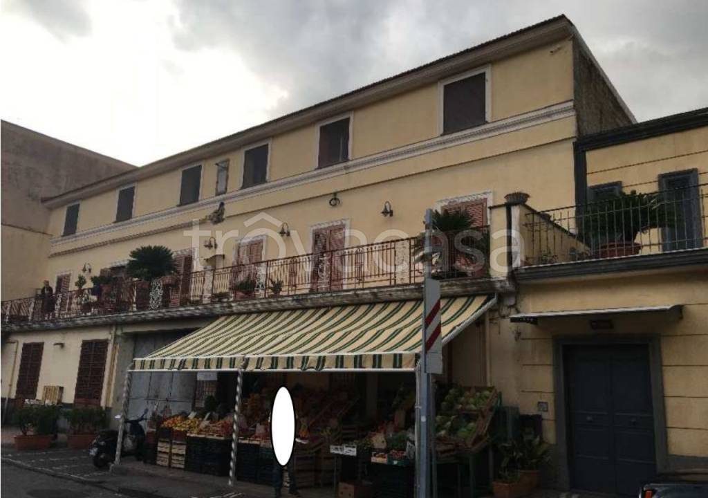 Appartamento all'asta a Castellammare di Stabia via traversa cantieri mercantili