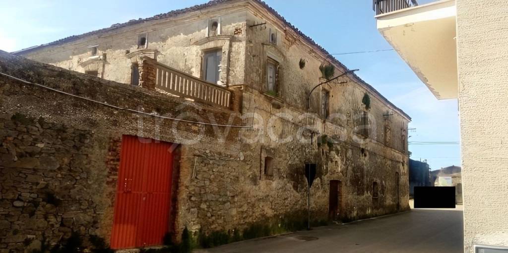 Rustico all'asta a Ortona contrada Villa Iubatti