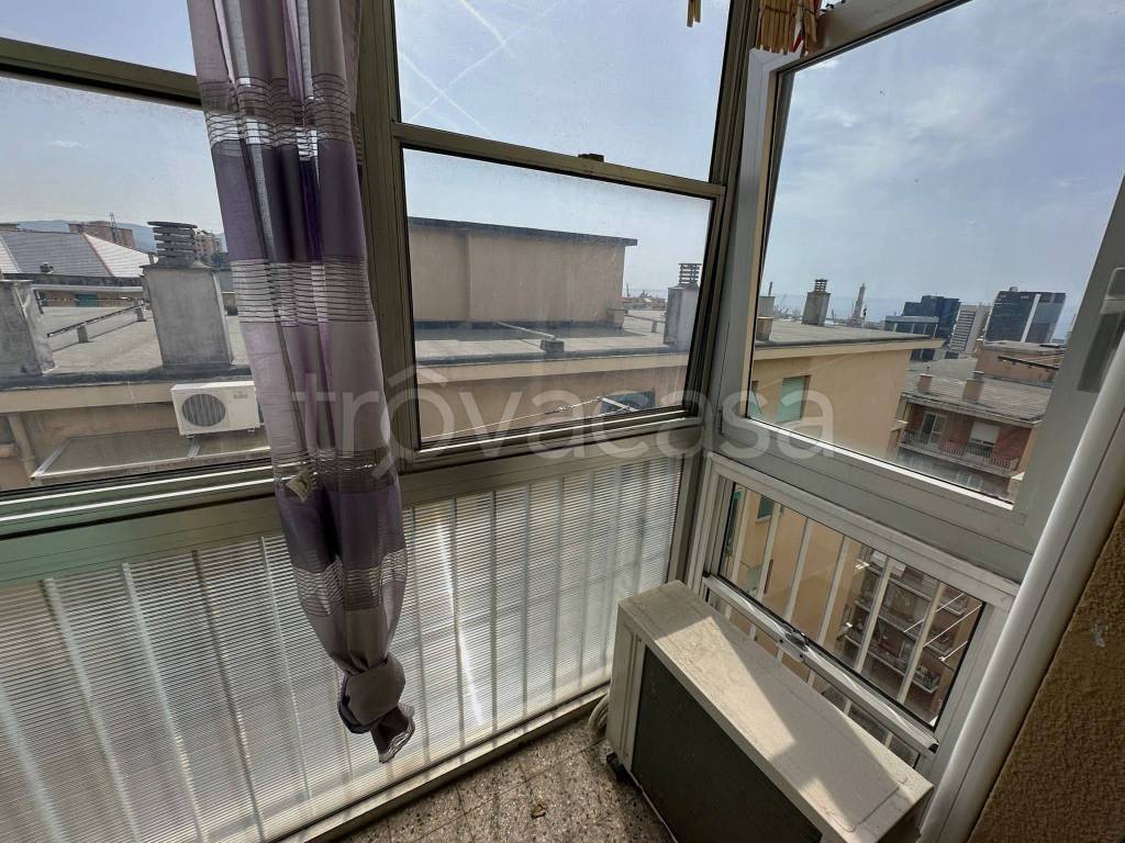 Appartamento in vendita a Genova via Bartolomeo Carrea, 5