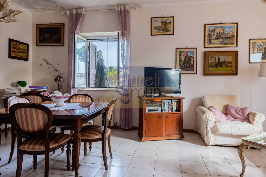 Villa in vendita ad Aprilia via Panaro