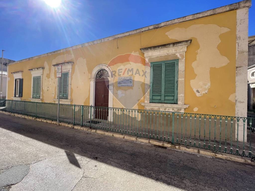 Casa Indipendente in vendita a Pozzallo via Napoli, 74