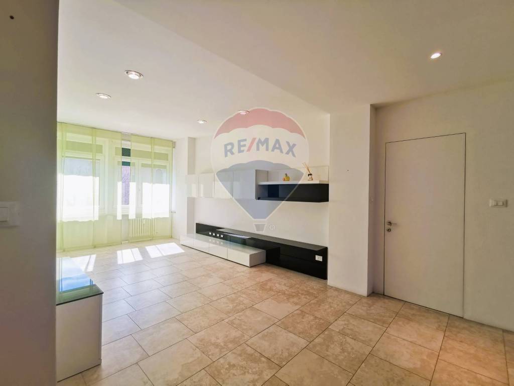 Appartamento in vendita a Ferrara viale Camillo Benso Conte di Cavour, 50