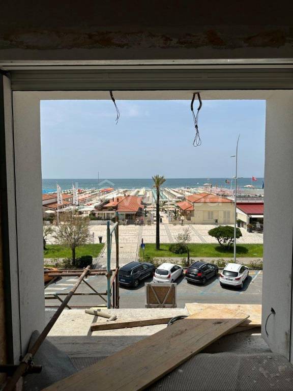 Appartamento in vendita a Camaiore via Ermenegildo Pistelli, 451