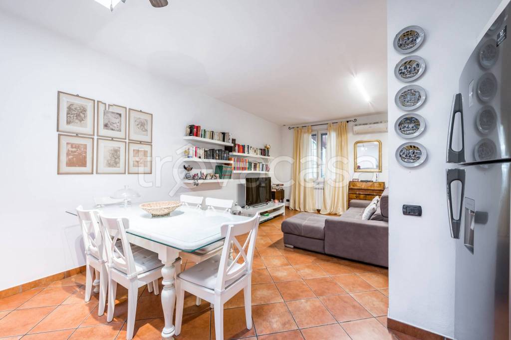 Casa Indipendente in vendita a Casalgrande via Sbergoli