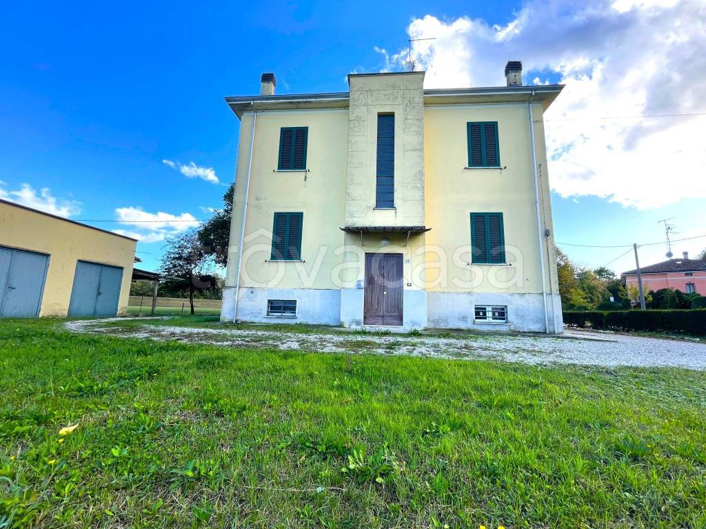 Appartamento in vendita a Torrile strada Provinciale di Golese