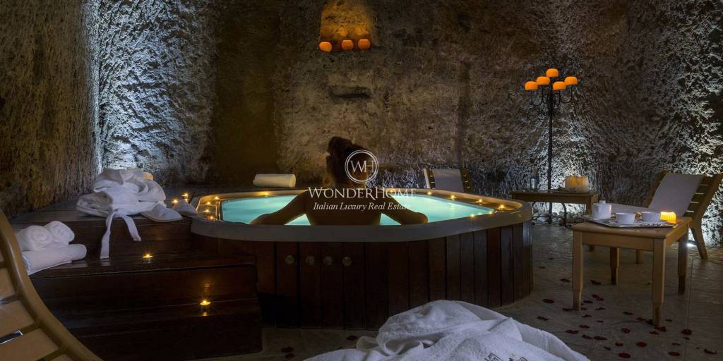 Intero Stabile in vendita a Civita Castellana