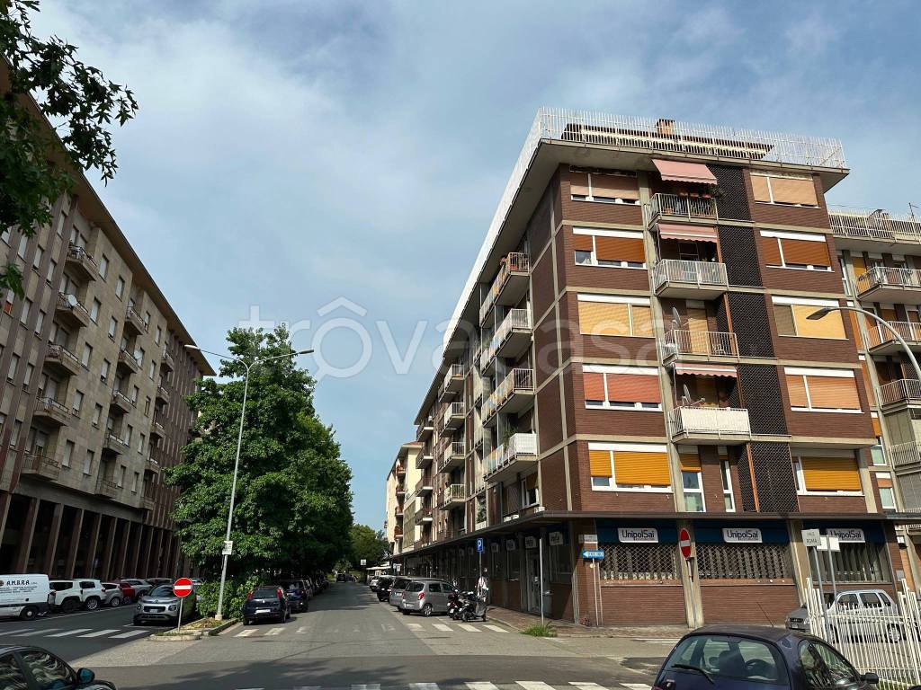 Attico in vendita a Biella via Angelo Cova, 1