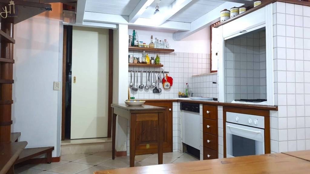 Appartamento in vendita a Castellana Grotte via Angelo Francavilla, 12