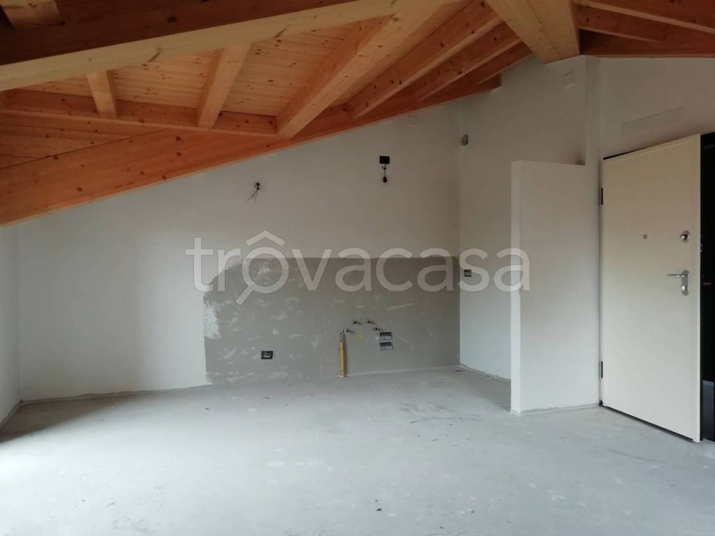 Appartamento in vendita ad Arona