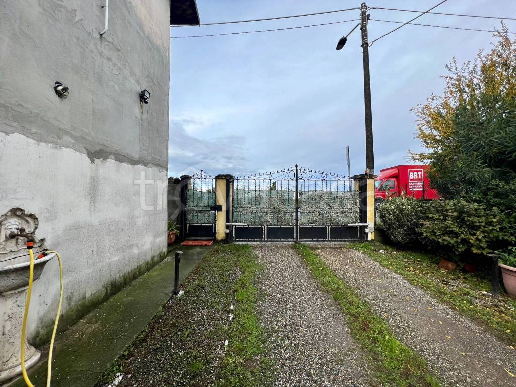 Cascina in vendita a San Genesio ed Uniti sp2, 1