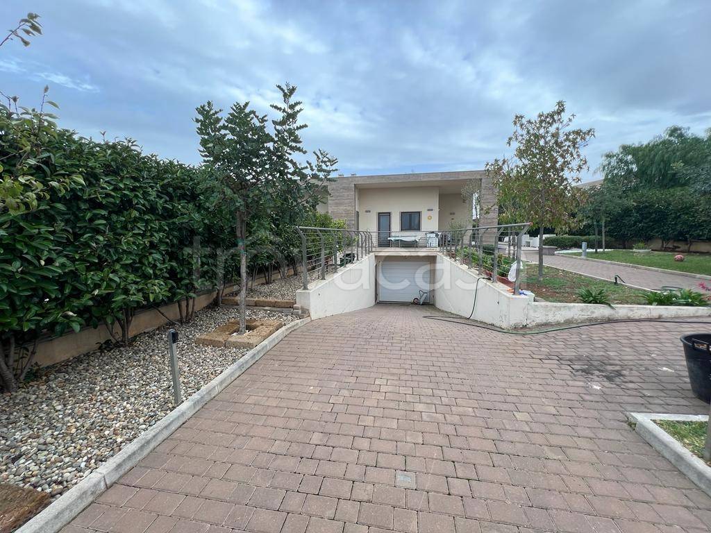 Villa in vendita a Cellamare via Nicolò Giudice
