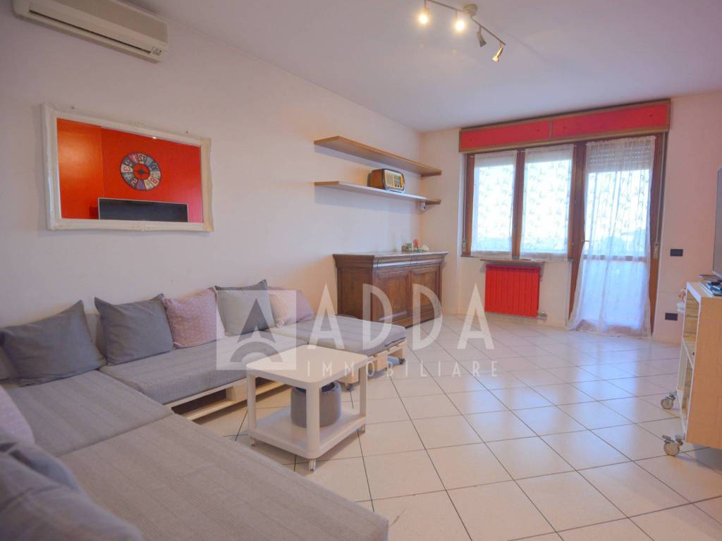 Appartamento in vendita a Bonate Sotto via Alessandro Volta