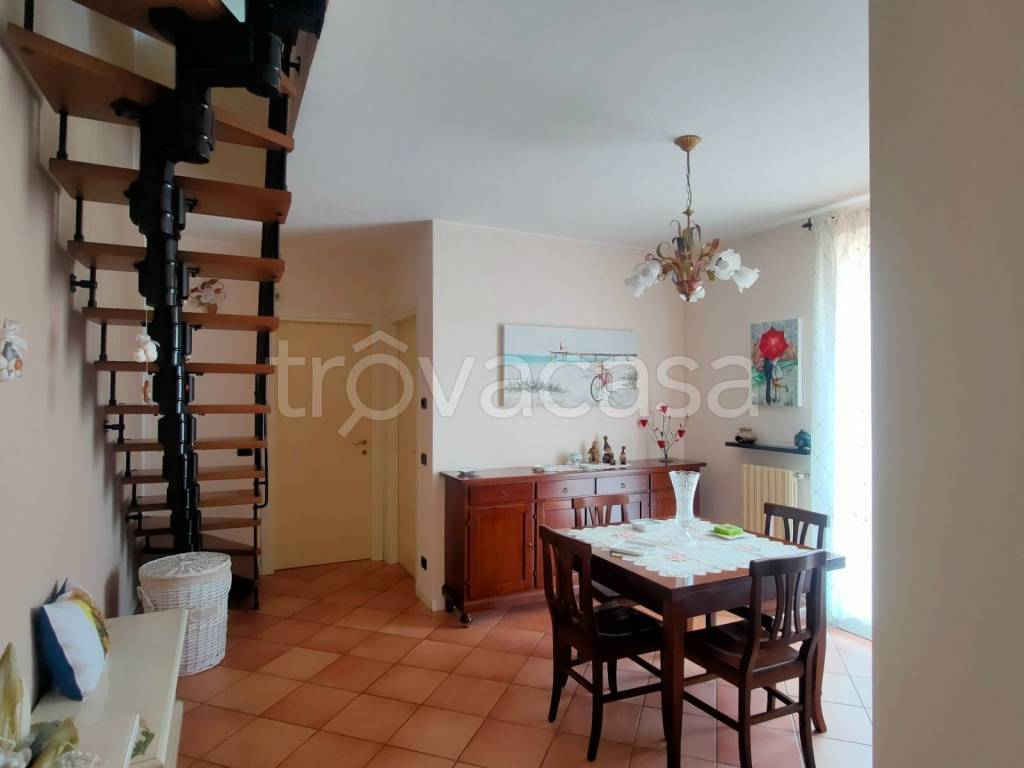 Appartamento in vendita a Rottofreno via Fratelli Cervi