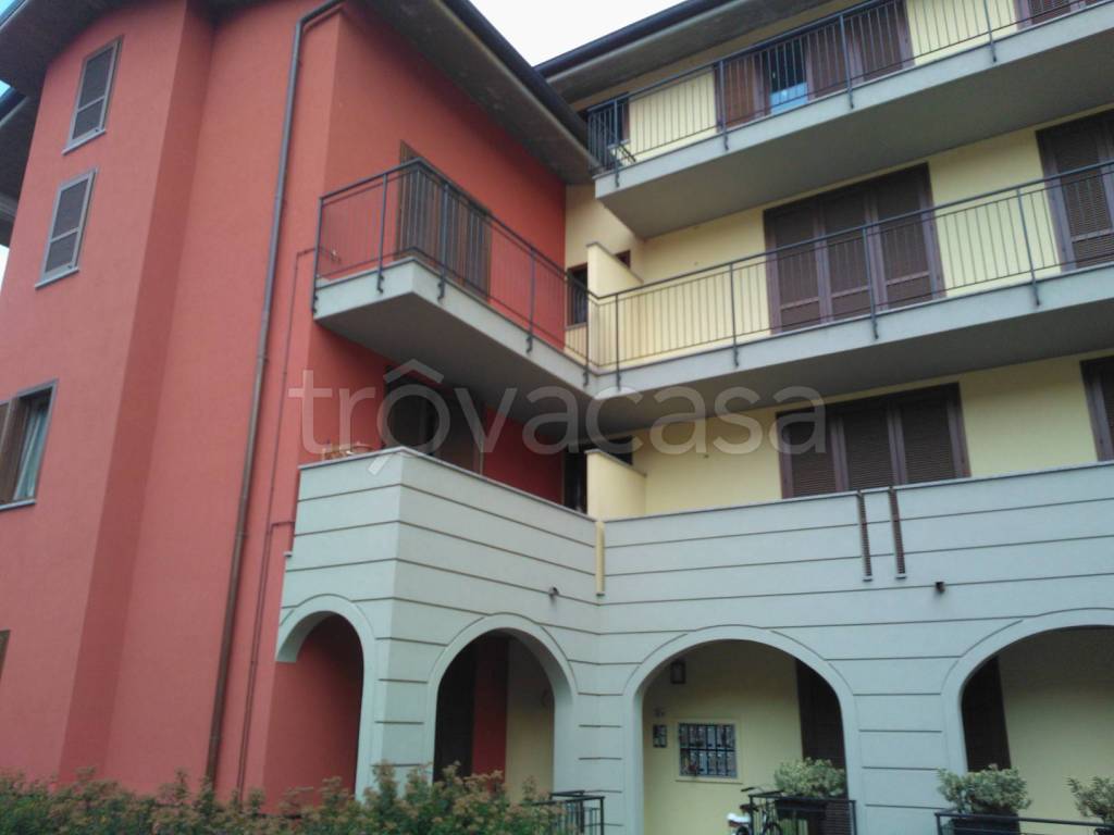 Appartamento in vendita a Cassano d'Adda via Giuseppe Mazzini