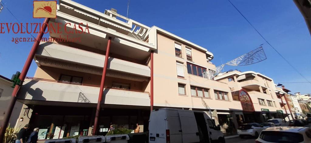 Appartamento in vendita a Monfalcone via ix giugno, 44