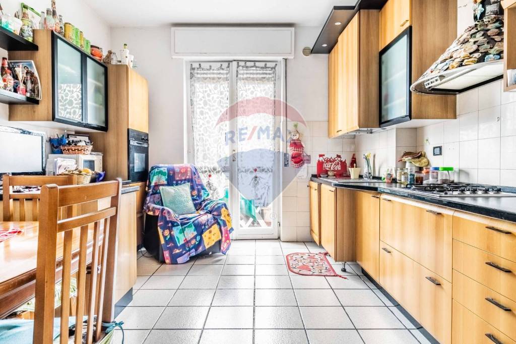 Appartamento in vendita a Olgiate Olona via conciliazione, 1