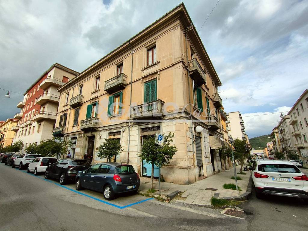 Appartamento in vendita a Cosenza via Monte San Michele angolo Via Piave
