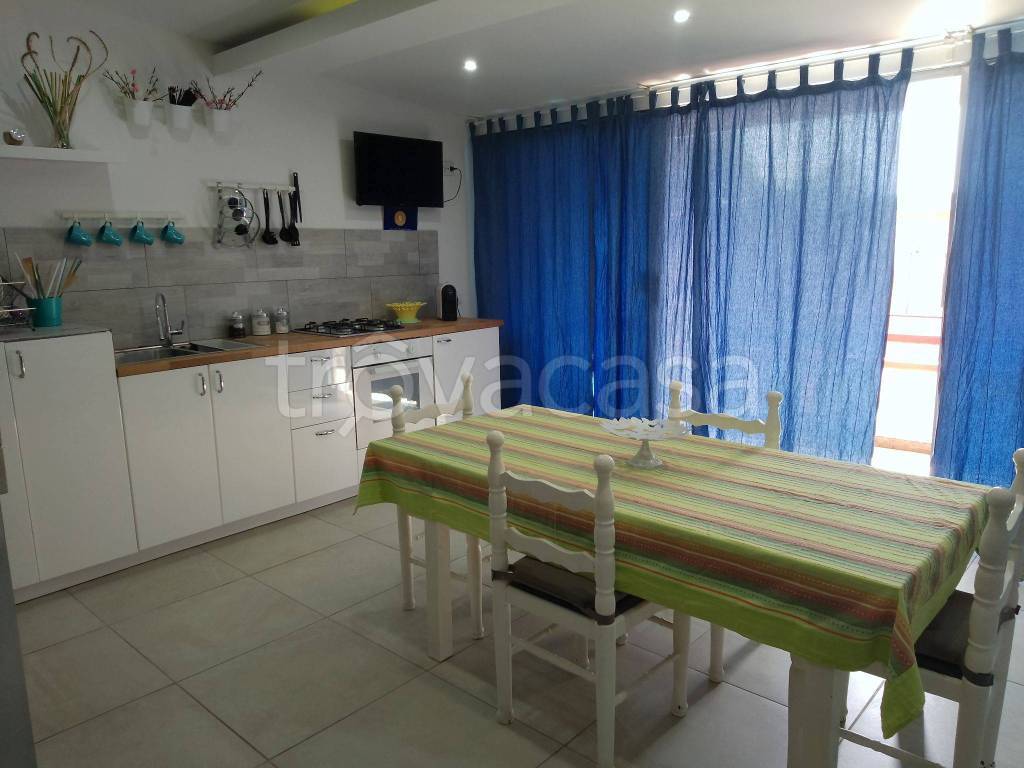 Appartamento in in vendita da privato a Letojanni via Roma, 73