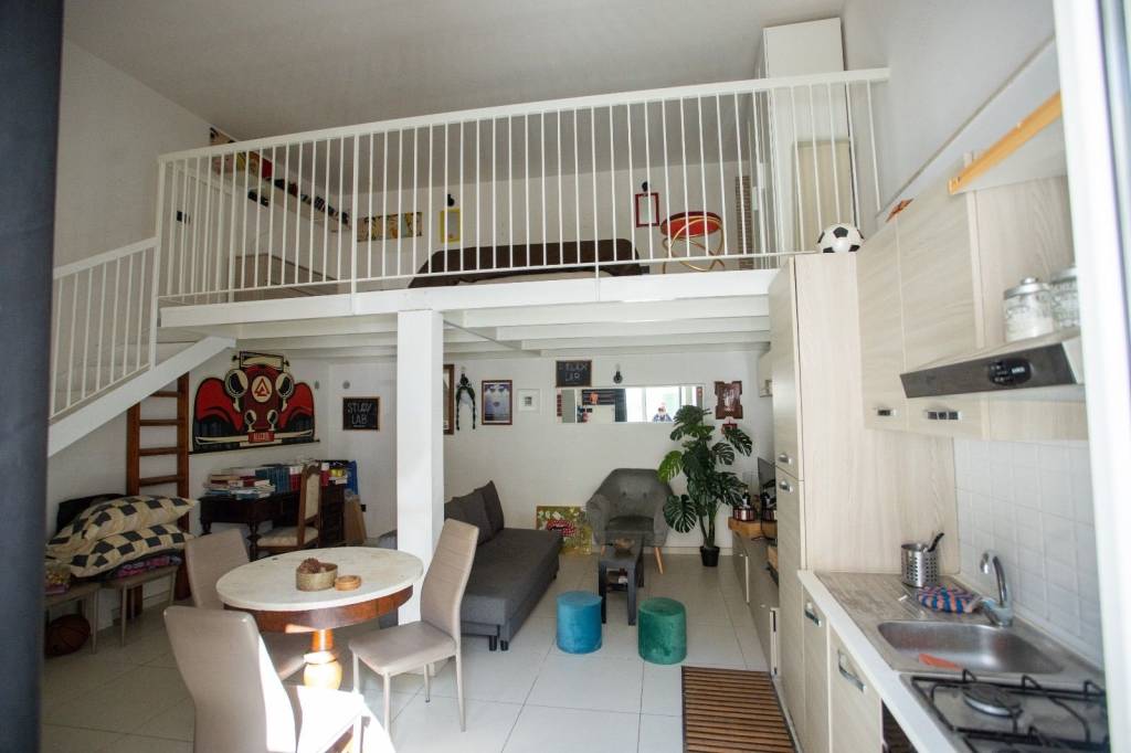 Loft in in vendita da privato ad Afragola piazza Emanuele Gianturco, 48