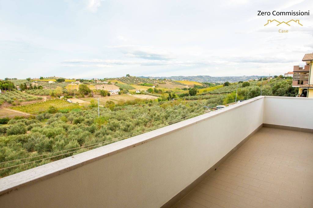 Appartamento in in vendita da privato a Città Sant'Angelo via della Cona, 33