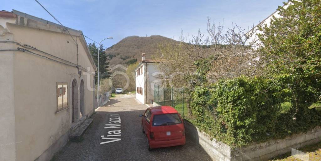 Appartamento all'asta a San Pietro Avellana via Principessa Mafalda