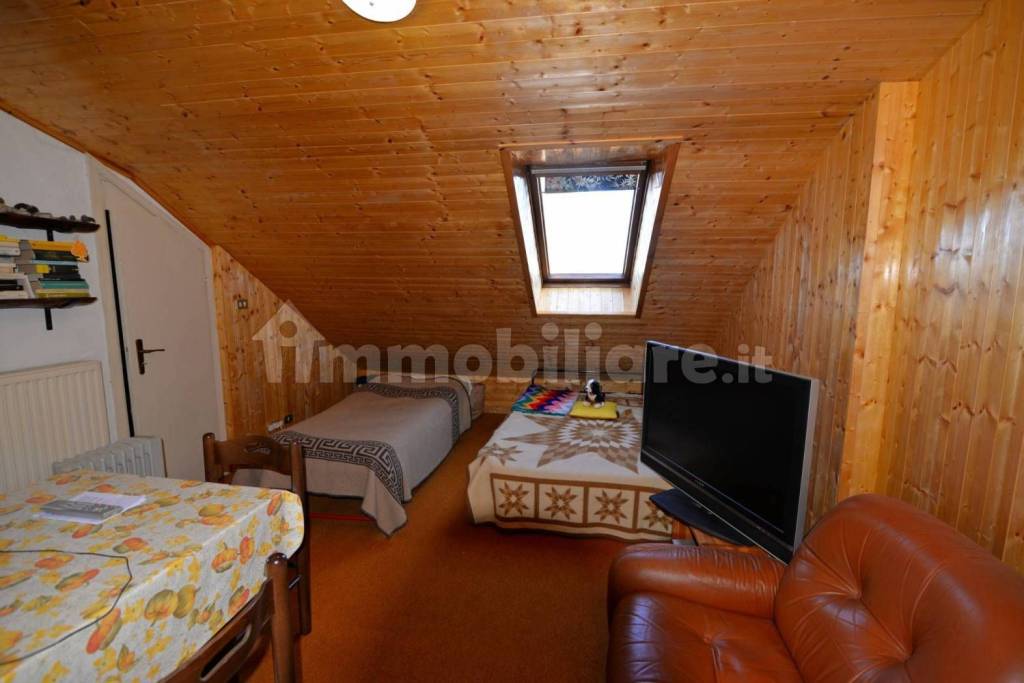 Mansarda in in vendita da privato a Bagnolo Piemonte via della Pineta, 2