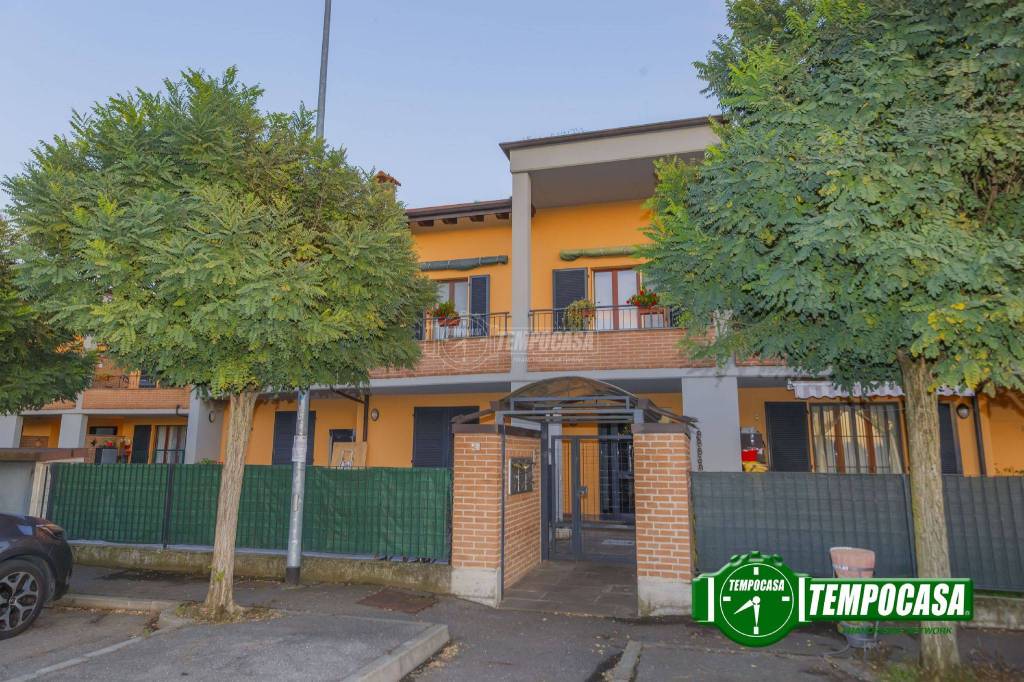 Appartamento in vendita ad Albuzzano via Modigliani