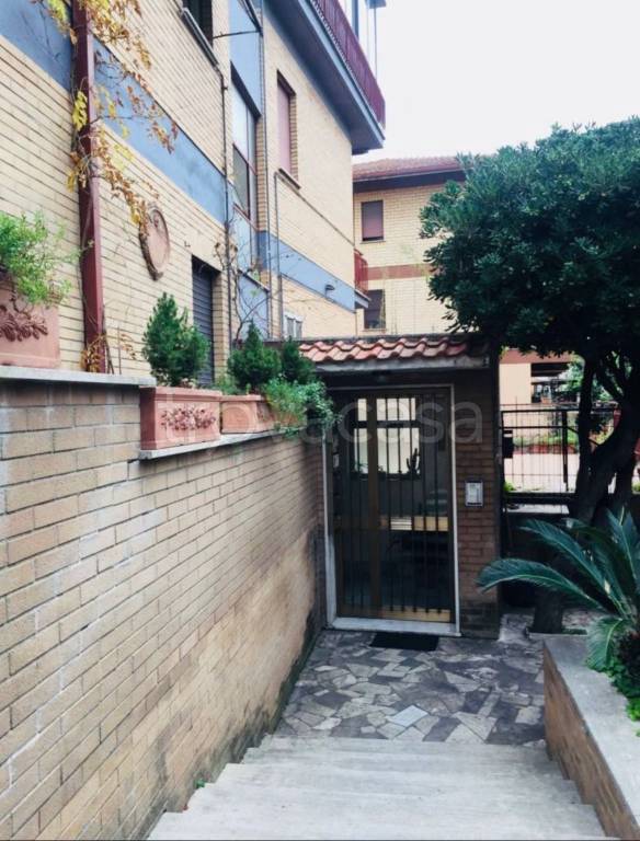 Appartamento in in vendita da privato a Roma via Salvatore Trinchese, 18