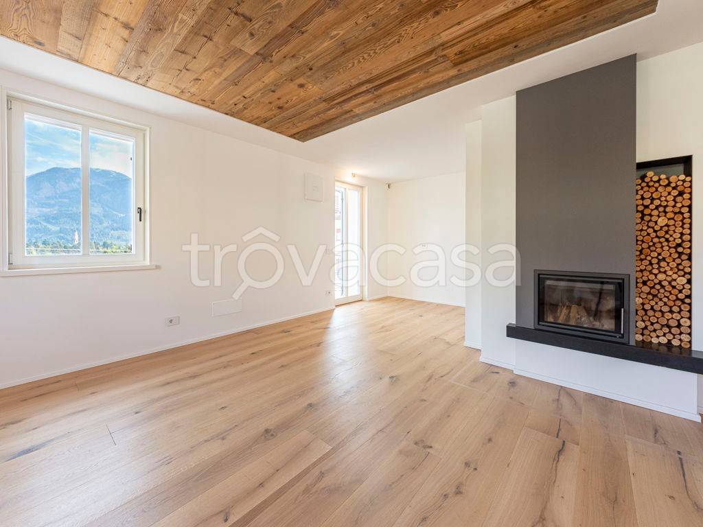 Appartamento in vendita a Cavalese via Carano, 6