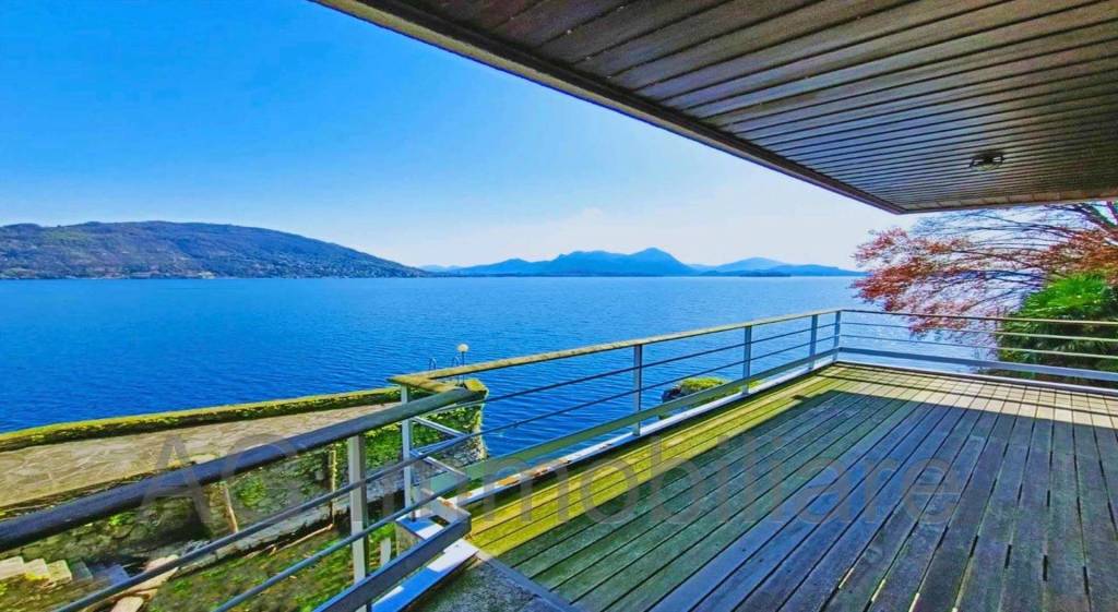 Villa in vendita a Baveno strada Nazionale Sempione Feriolo, 45