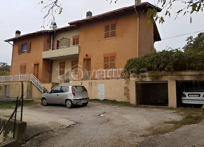 Appartamento all'asta a Cingoli contrada Avenale, 74