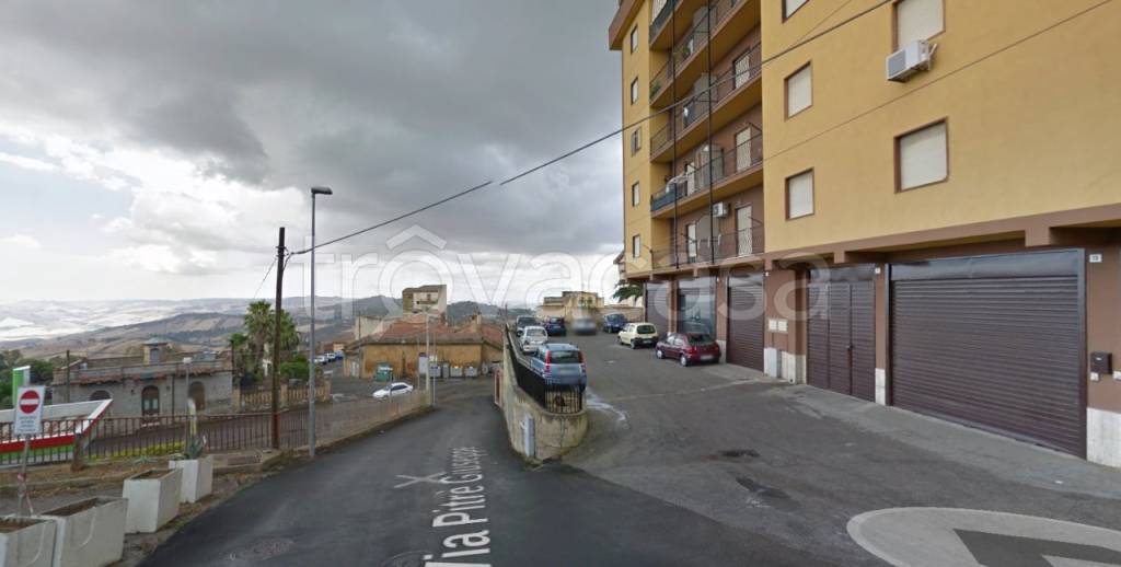 Appartamento all'asta a Caltanissetta via Pitrè