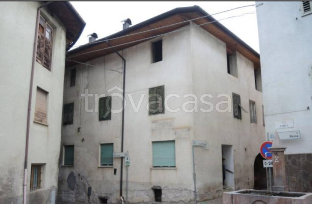 Appartamento all'asta ad Albiano de Filippi