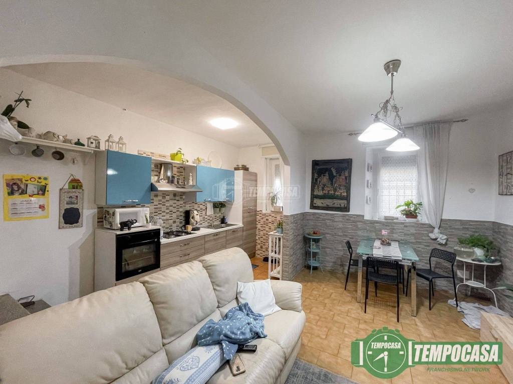 Appartamento in vendita a Casaletto Lodigiano via Melegnano 32/b