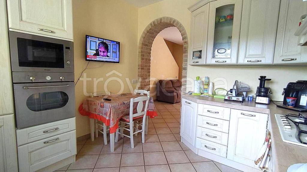 Villa a Schiera in vendita a Montebuono via Madonna ai Monti