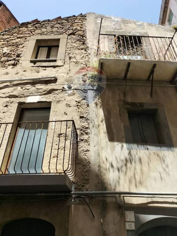 Casa Indipendente in vendita a Troina via San Nicolò Piazza, 14