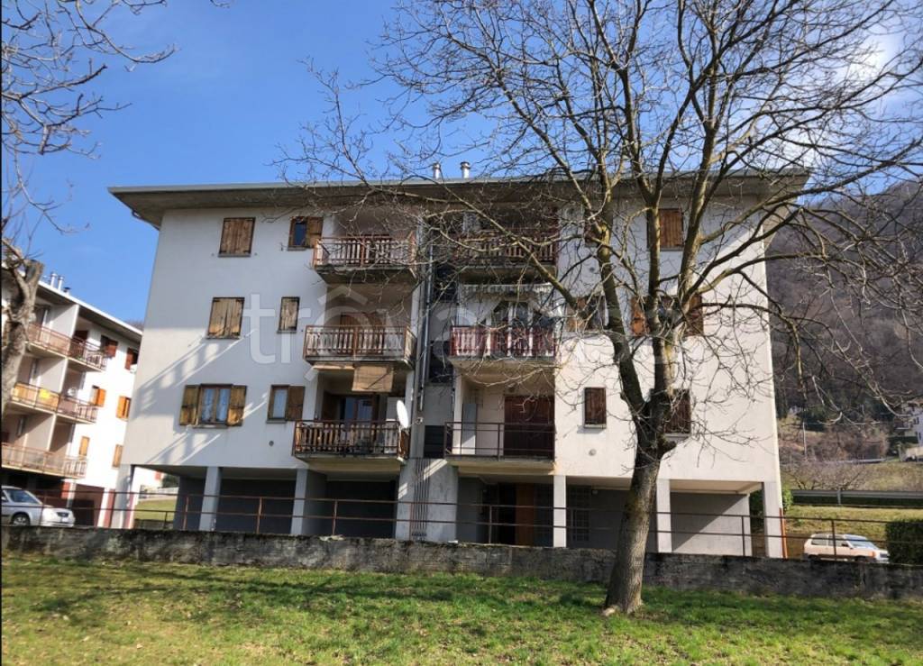 Appartamento all'asta ad Albino via colle gallo