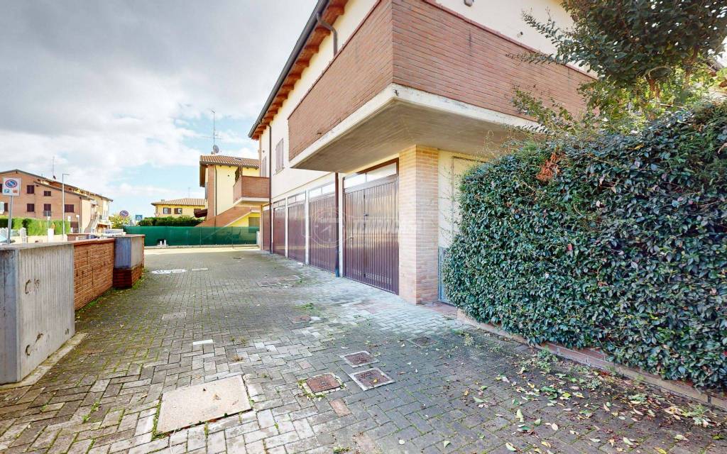 Appartamento in vendita a Cento via Cassani Giacomo, Renazzo 7/9111315