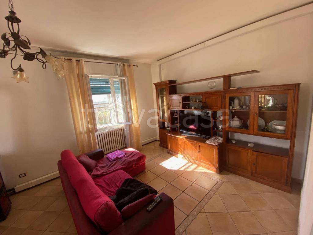 Casa Indipendente in vendita a Bondeno via Virgiliana