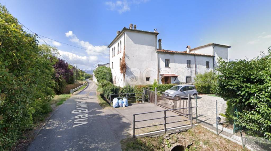 Appartamento all'asta ad Agliana via Brana