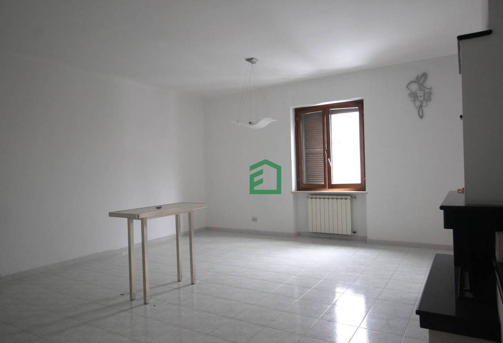 Appartamento in vendita ad Amelia strada Statale Amerina