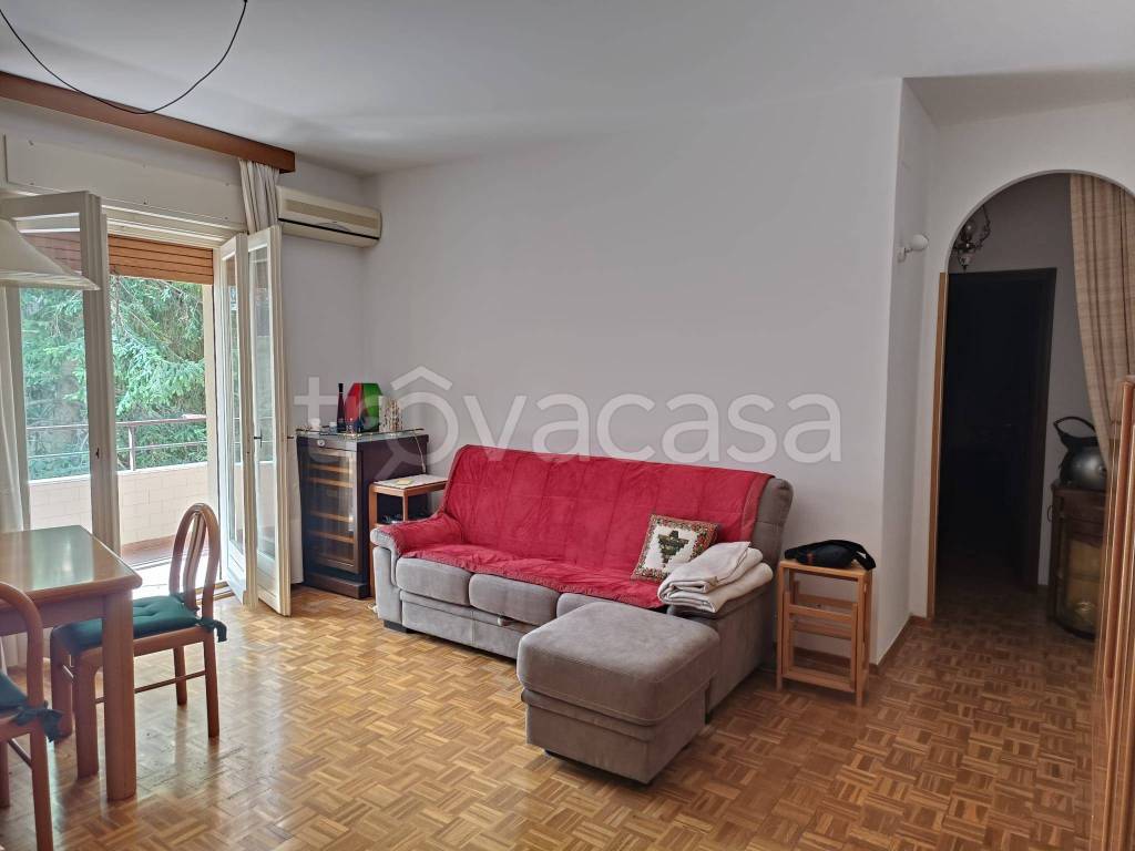 Appartamento in vendita a Trieste vicolo della Salvia, 7