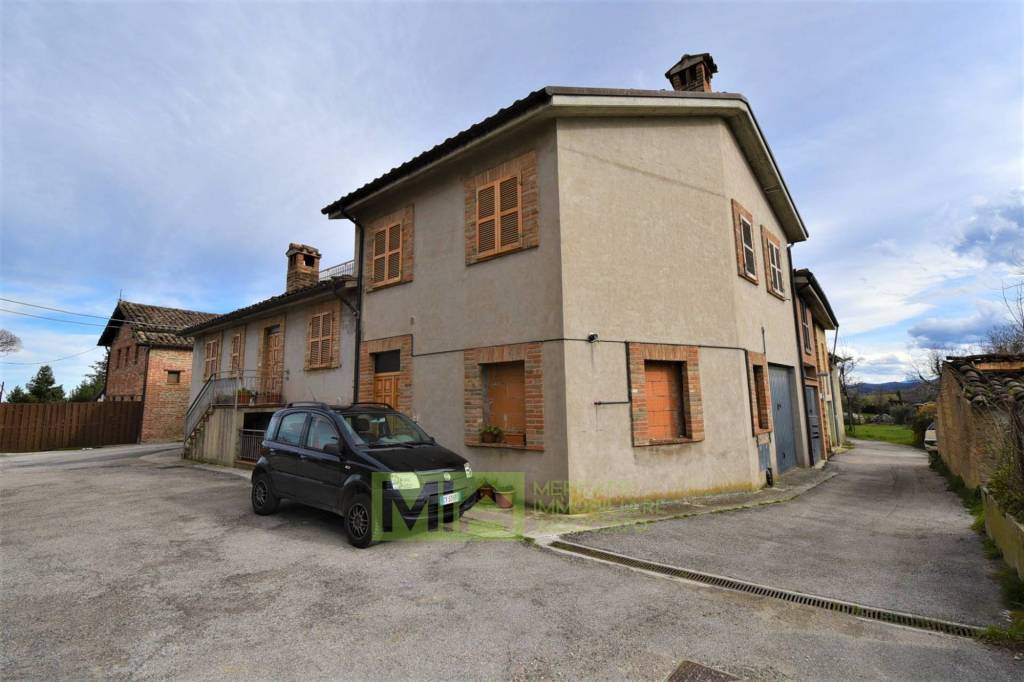 Appartamento in vendita ad Amandola località Villa Taccarelli