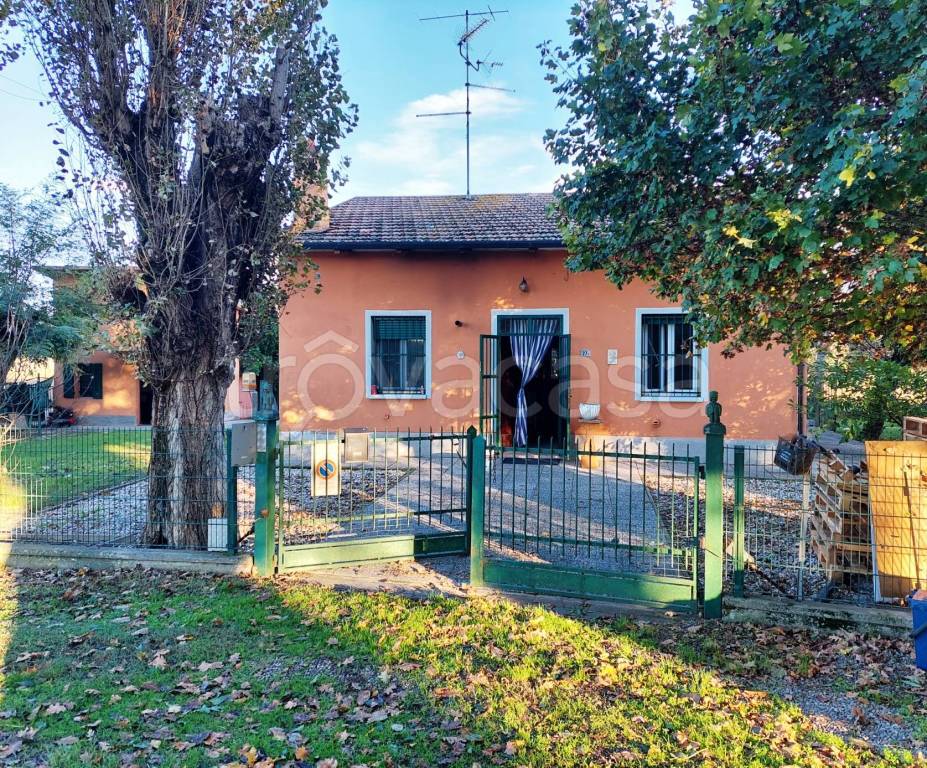 Villa in vendita ad Argelato via Lame