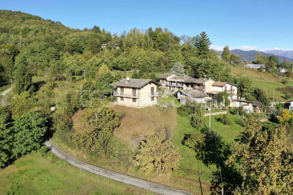 Casa Indipendente in vendita a Bagnolo Piemonte via Olmetto, 208
